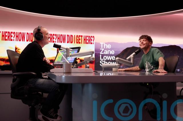 Louis Tomlinson struggled to write songs about anything other than Liam ...